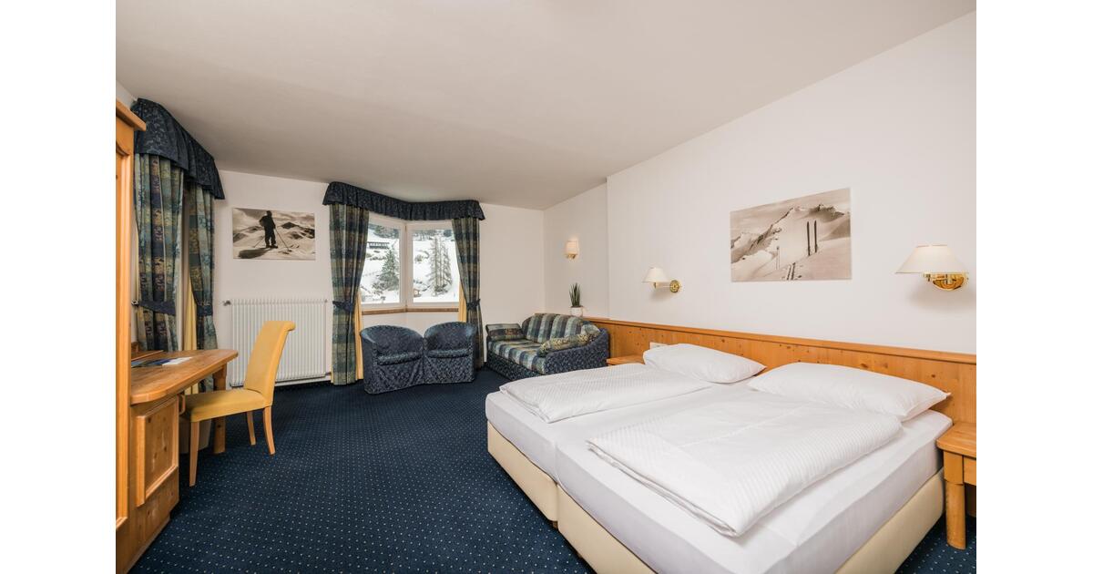 Helm superior room | Hotel Waldheim - Superior room “Helm”